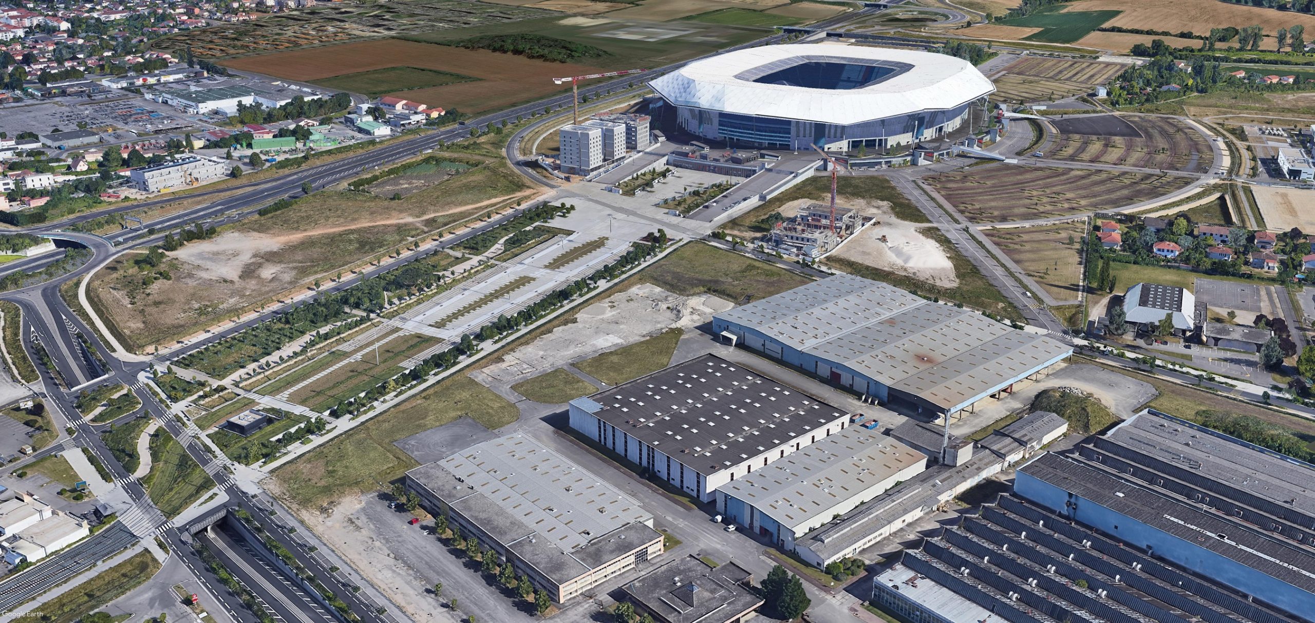 Lyon vue du ciel : à Décines, la naissance « d'OL Land » | Mediacités