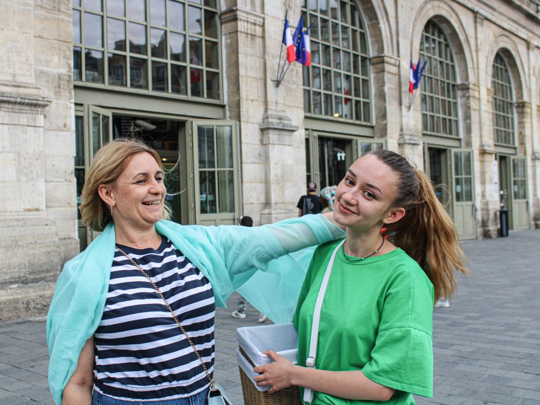 Ukrainienne réfugiée à Lille, Olga Dudnik agit pour son pays